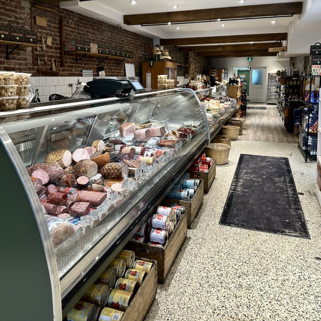 Tre Mari Bakery - Functional Holiday Packaging — LeKAC